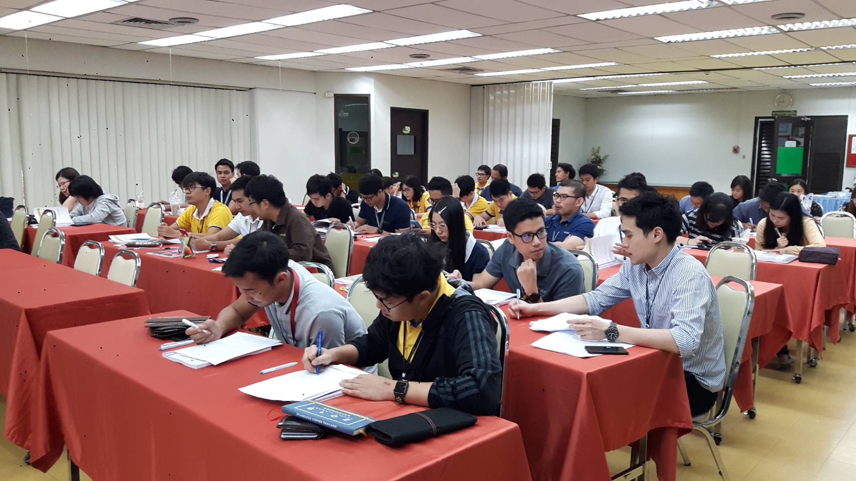 Seminar on “Static Var Compensators and STATCOM Technology” for EGAT Engineer – SGRU